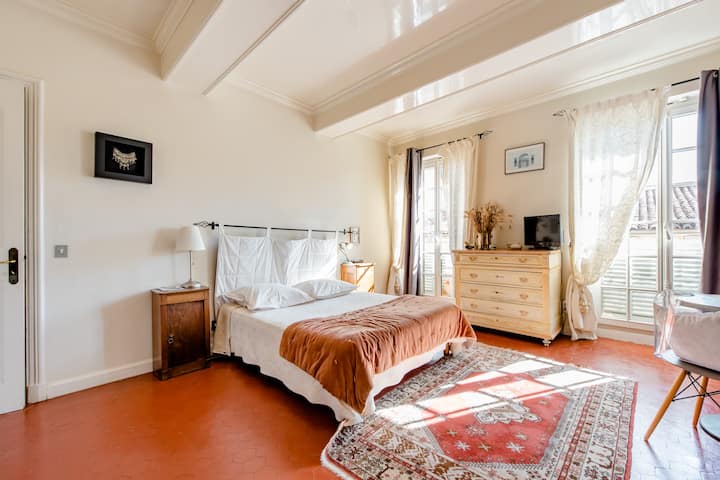Chambre Avec Sdb Privée Dans Bel Hôtel Particulier - Aix-en-Provence