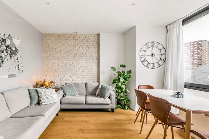 Very Bright, Huge, Modern Home - Peaceful, Central - London