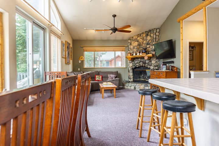 Ski, Hike, Bike, Fish At Mammoth Mountain Home - Mammoth Lakes, CA