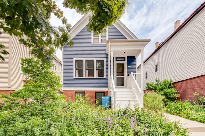 Bremen Street House | Private Room - Milwaukee, WI