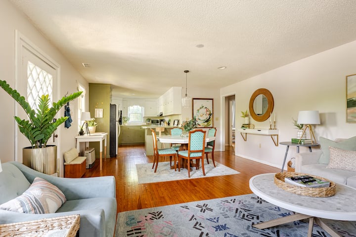 Blowing Rock Charm: House Steps From Shops & Play - Blowing Rock, NC