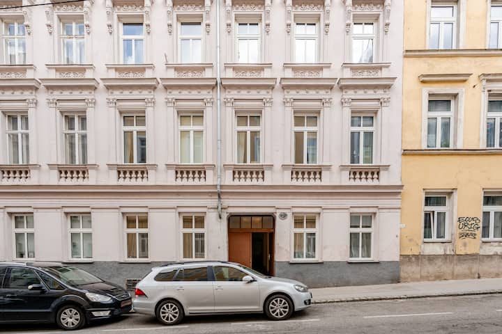 Great Two Room Apartment In Vienna - Wenen