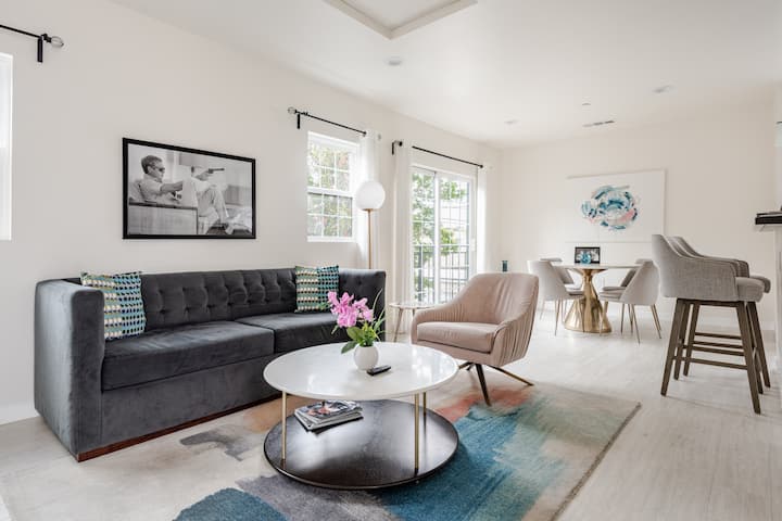 Glamorous Tinseltown Suite Near Universal Studios - Universal Studios Hollywood, Universal City