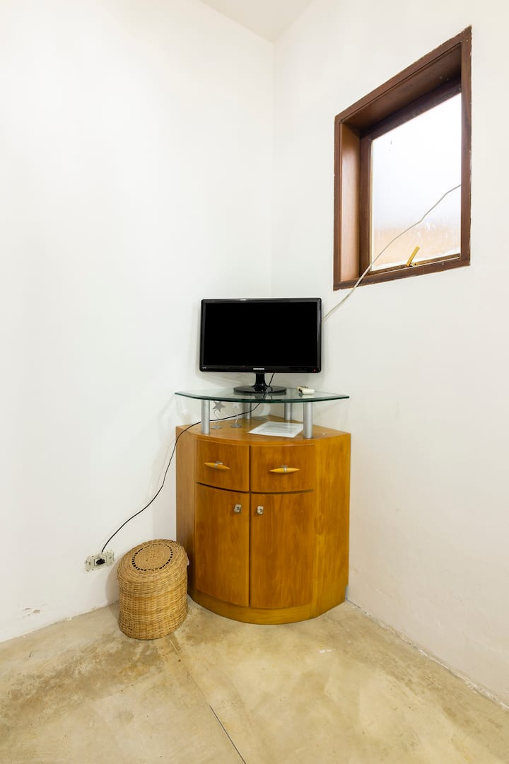 Quarto Para 1 Pessoa C/piscina| Churrasqueira - Ilhabela