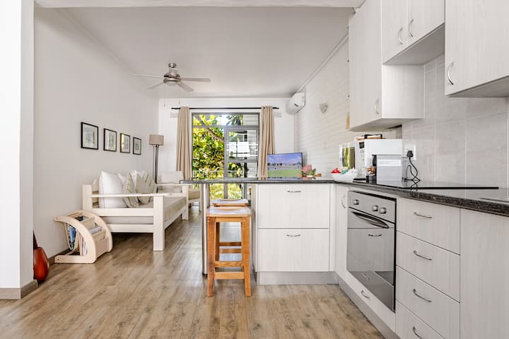 Squirrel&vine, Historic Core • Parking • Aircon - Stellenbosch