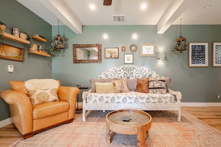 Tranquil Abode Apartment - Long Beach, CA