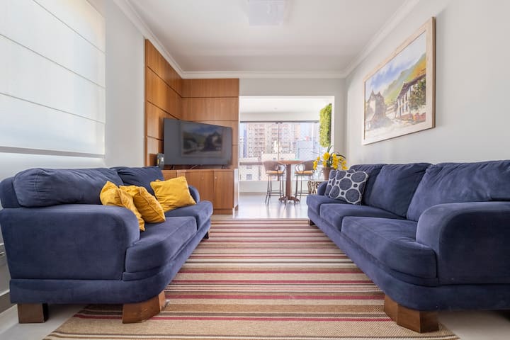 3 Quartos, 6 Pessoas, 2 Garagens, Churrasqueira. - Balneário Camboriú