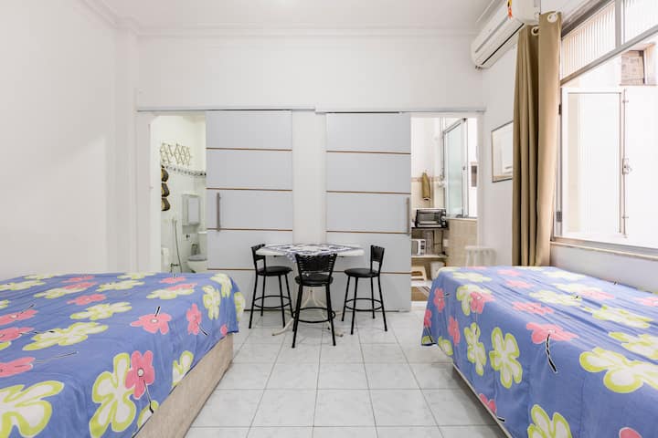 Kitnet Em Copacabana (Rua Da Praia) - Rio de Janeiro