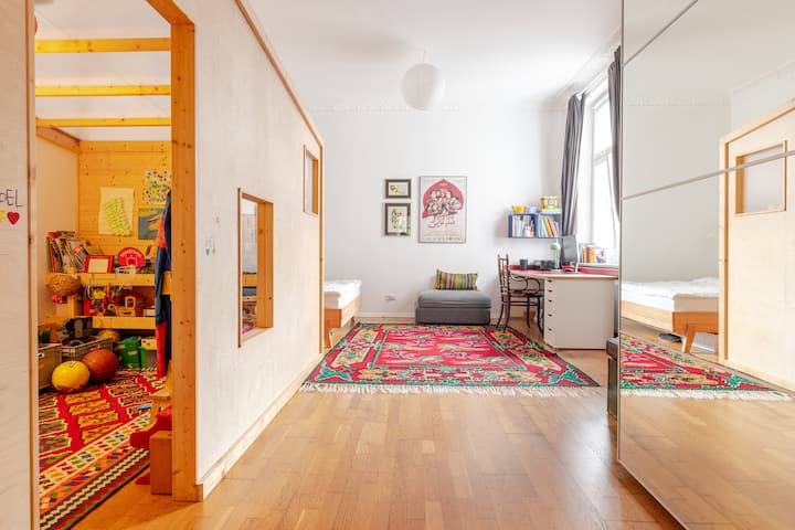 Designed Altbau Family Apartment In Kreuzberg - Kreuzberg