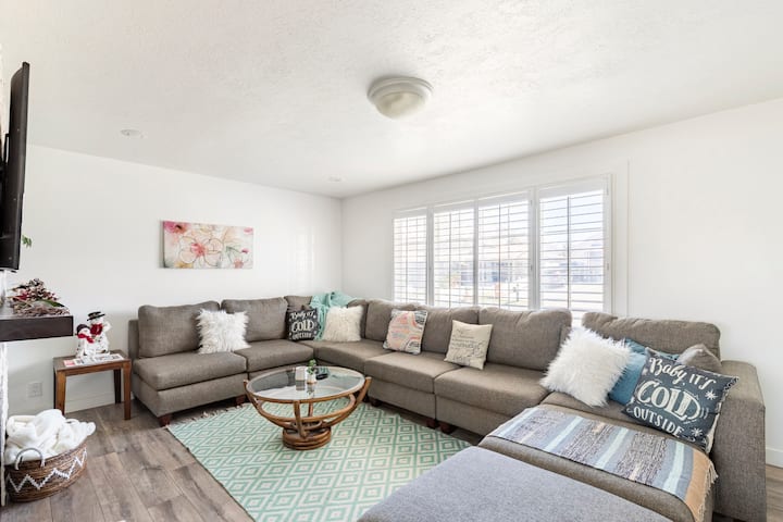 Modern, Private Room(s) In A Fantastic Location! - Sandy, UT