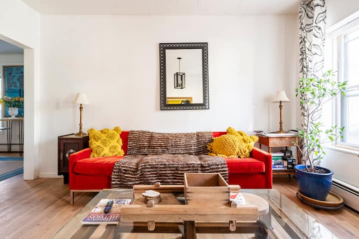 Ground Floor 1880's Row House Garden Apartment - Hudson, NY