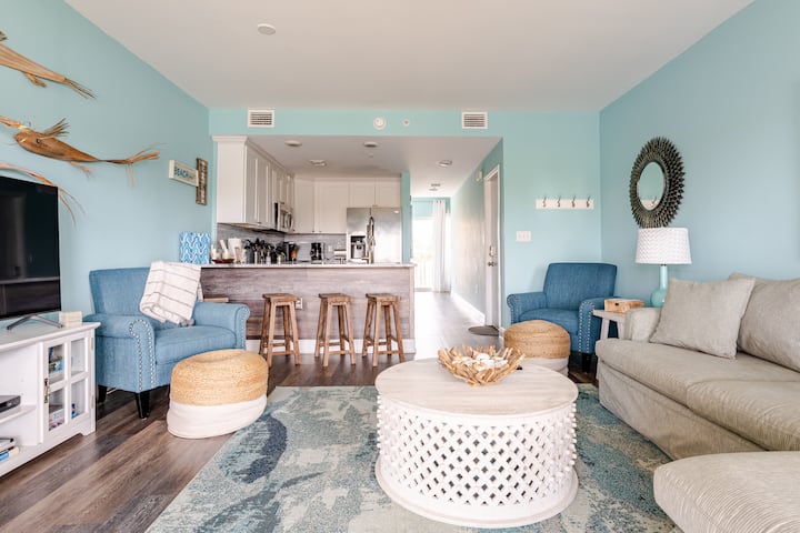 Waterfront Townhome Just Steps From The Gulf - 彭薩克拉海灘