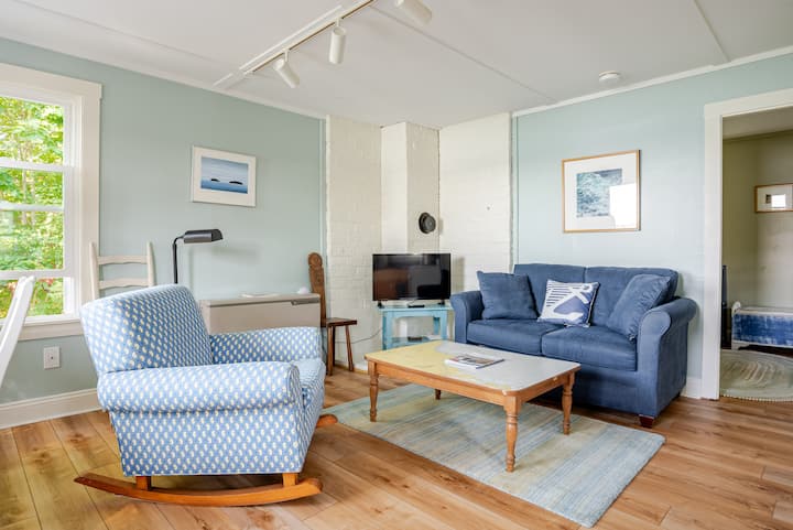 Harbor Cottage - Freeport, ME