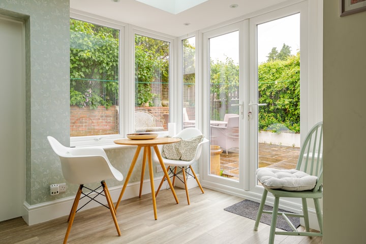 Orchard Leigh, Spacious House With Private Drive - Carlisle
