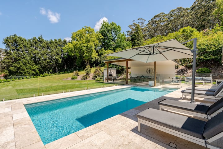 The Oaks- Exclusive Acreage Minutes From The Beach - Central Coast