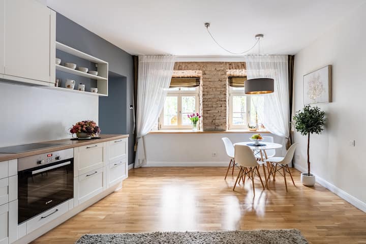 Stylish Apartment In Old Town Of Vilnius - Vilnius
