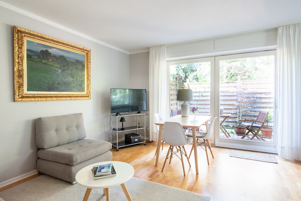 Hamburg Apartment Vacation Rentals - Hamburg, Germany | Airbnb