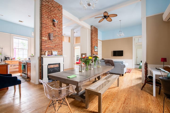 Hear Local Live Music From The Back Porch - New Orleans, LA