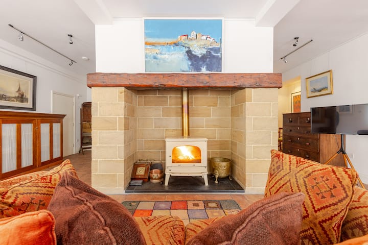 Sunday School - Cosy & Spacious In Iconic Building - Staithes