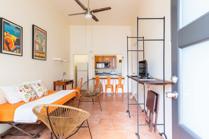 Nice Cozy, Hs Wifi Apt, $85- Discounts Available. - San Juan, Puerto Rico