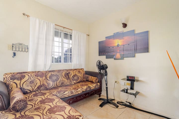 Comfy, Clean And Cosy! - Kingston