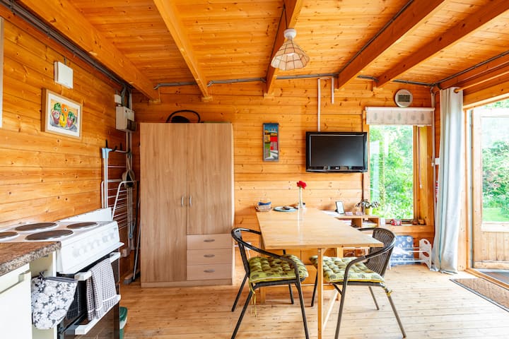 Beautiful Garden Cabin - Oxford
