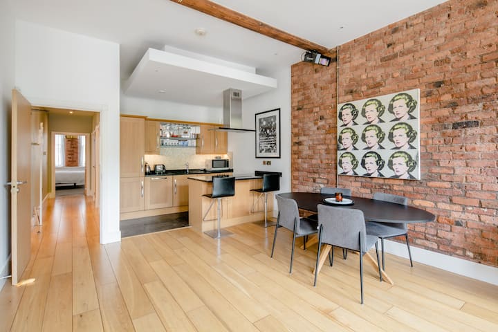 Room In Very Central Mill Conversion - Manchester