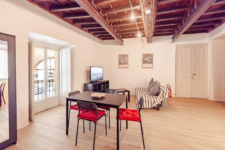 Labussolavintagehouse |Via Po| Due Passi Da Tutto - Turín