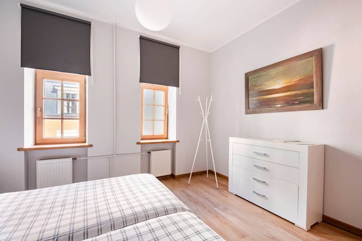 Cozy 87m2 Apartment In A Quiet Part Of City Center - Riga