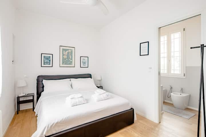 Stop Over Blq Very Near Bologna Airport. Room 2 - Zola Predosa