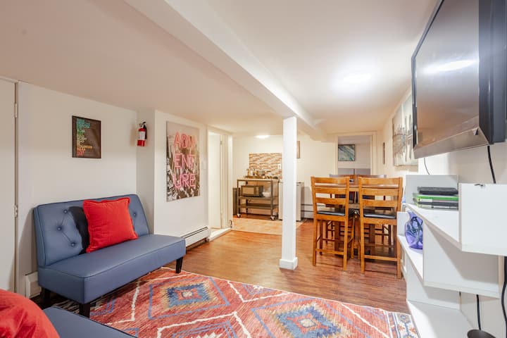 Private Suite In Nyc - Long Island, NY