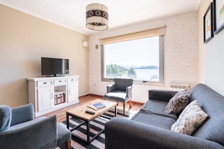 Departamento Para 4 Con Vista Al Lago Y Piscina - San Carlos de Bariloche