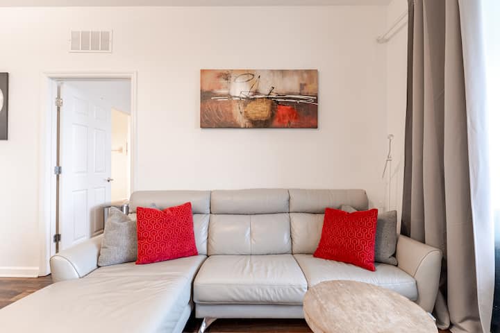 Top-floor Lakeview Condo At Vista Cay Resort - Windermere, FL