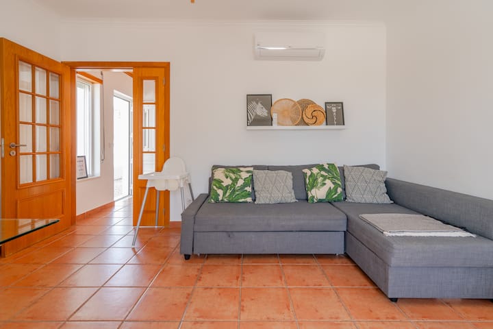 Algarve - Lota Beach House - 5min To Beach Walking - Monte Gordo