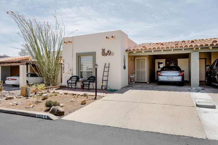 Comfy, Clean Room In Contemporary Townhouse - Green Valley, AZ