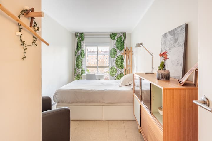 Habitación Privada Cerca De La Estación Y Centro - Girona