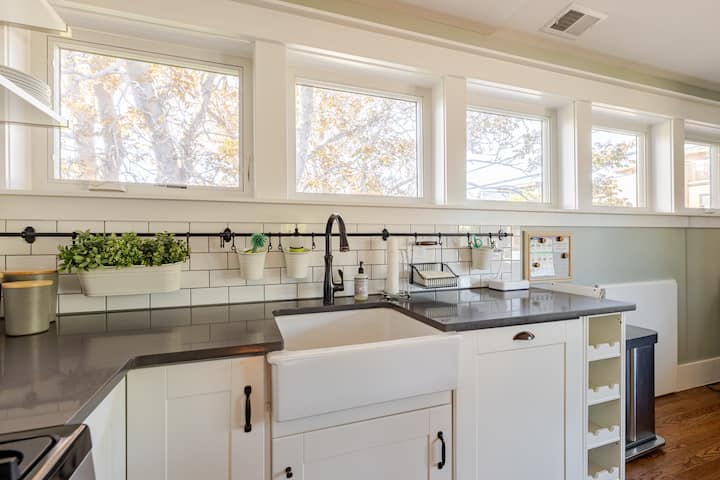 Top Location In Denver: Tennyson Guesthouse Gem - Wheat Ridge, CO