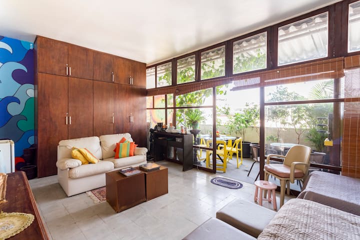 Loft Em Copacabana  Com Varanda E Churrasqueira - Ipanema