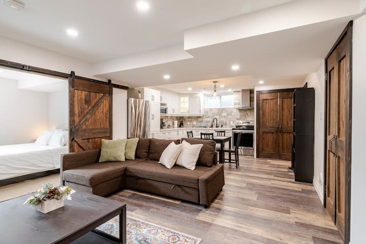 Modern Apartment, 10 Min From Fairview  Mall - カナダ キッチナー