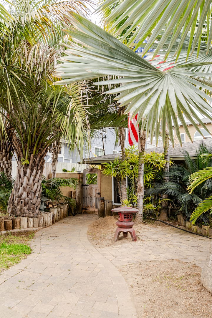 Perfect Tropical Beach Getaway - Carlsbad, CA