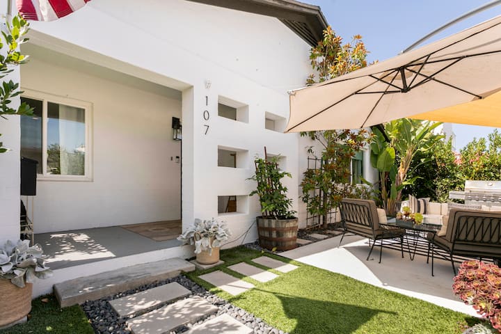 Gorgeous Naples Island Home Near 2nd Street - Long Beach, CA