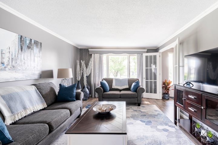 Beautifully Renovated Home In The Westvale Area - Kitchener