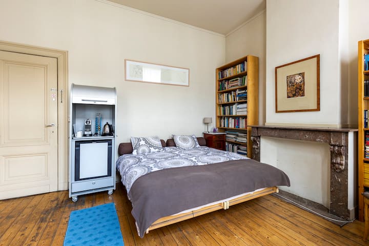 Authentiek, Stijlvol, Warm En Gezellig ! - Anvers