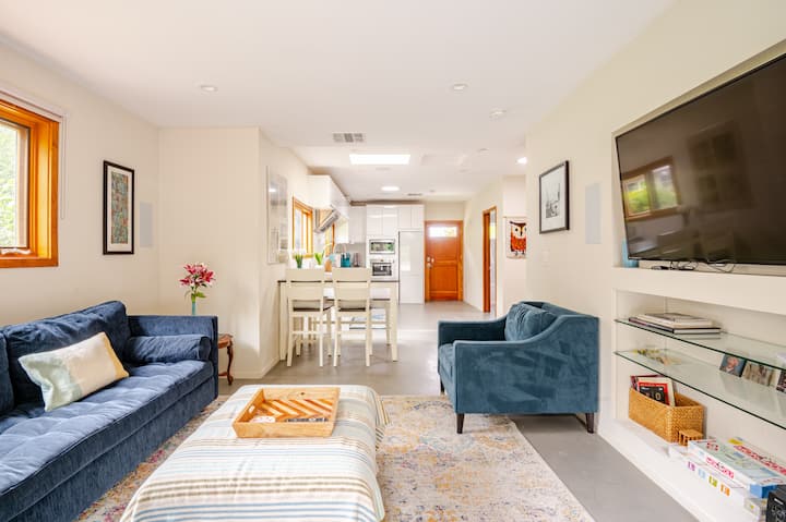 Mid-city Oasis, Private And Serene Guesthouse - Los Angeles, CA