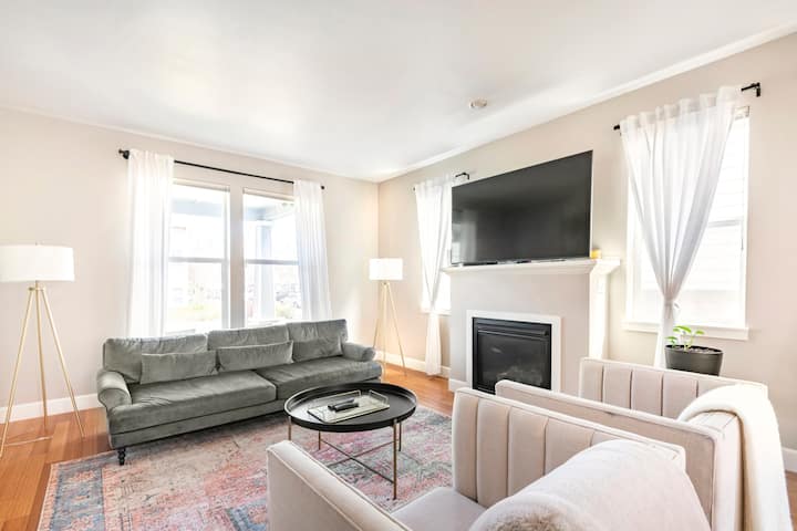 Peaceful Nopo House - Fast Wifi - 5 Beds - Portland, OR