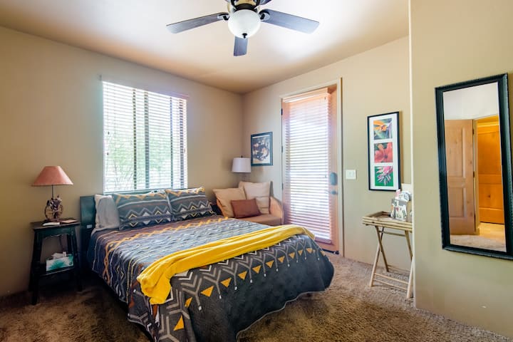 Desert Home In Heart Of Cave Creek - Cave Creek, AZ