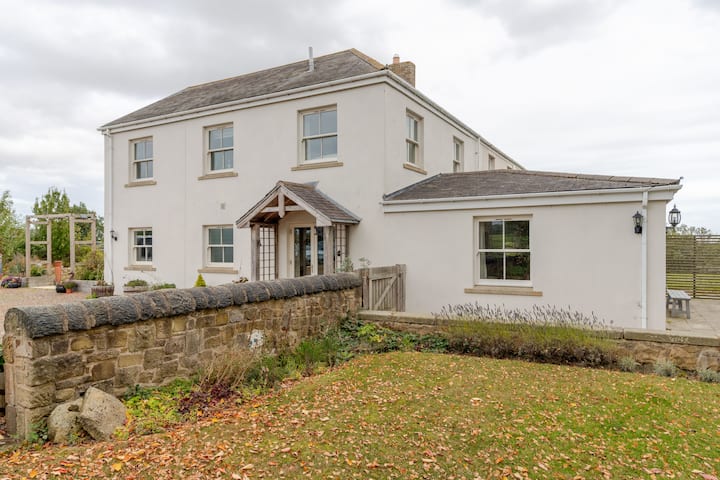 The Birches - Panoramic Views With Private Hot Tub - Northumberland
