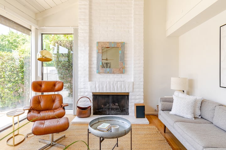 The Wally House: Your Palm Springs Getaway - Palm Springs