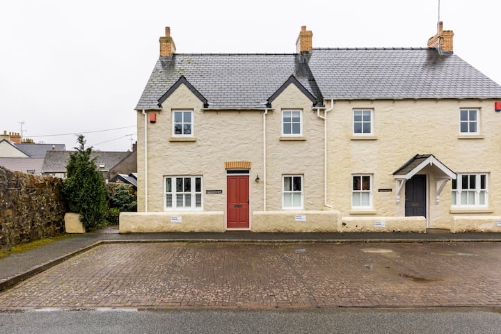 Craigluscar. Private Off-road Parking For 2 Cars. - Pembrokeshire