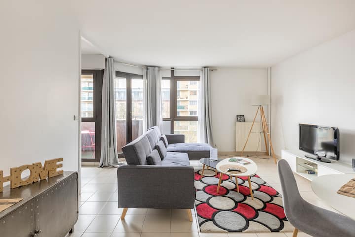 Cosy Space 45 M² In Nation, Paris - Paris